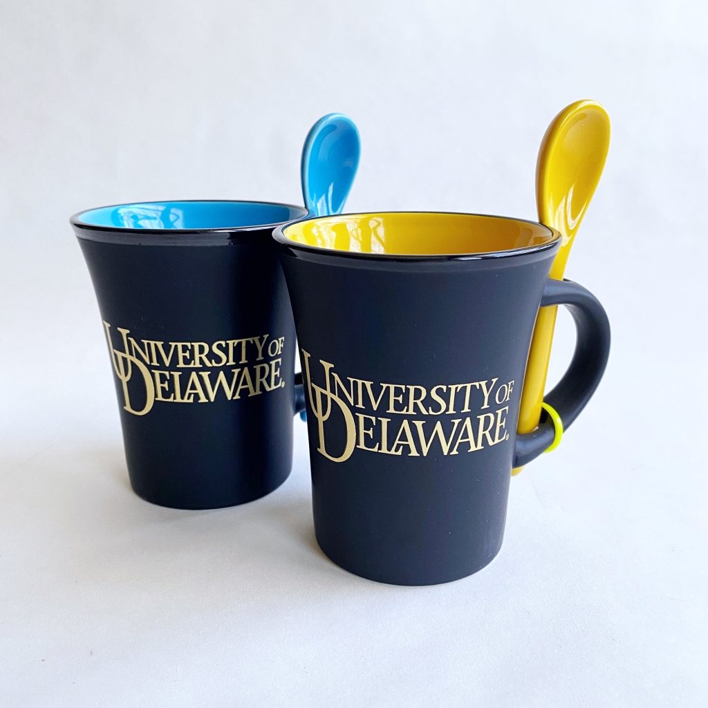 University of Delaware MV Pro Weave Blanket – National 5 and 10