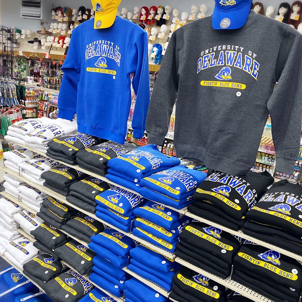 University of Delaware 3-Color Bird Crew Neck Sweatshirt – National 5 ...