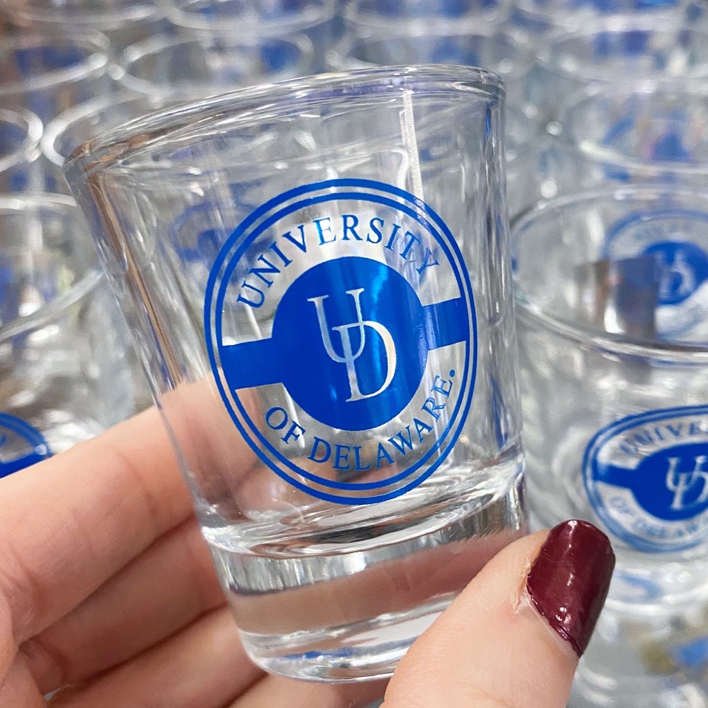 University of Delaware Monogram Logo Shot Glass – National 5 and 10